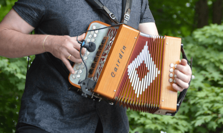 The Mechanics Of The Irish Button Accordion; Everything You Need To Know