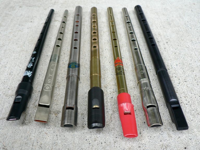 The Complete Guide to The Irish Tin Whistle
